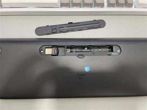 Logitech K600 Pc Tv Keyboard Touchpad Mouse Computers And Tech Parts
