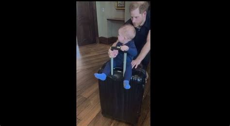 Archie Sur Des Photos Personnelles Jamais Vues Le Fils De Meghan Et