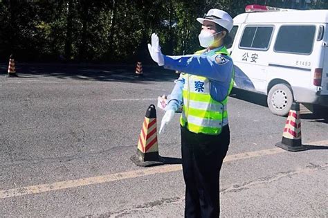 疫情在前 交警不退 抗击疫情第一线 青年交警勇担当澎湃号·政务澎湃新闻 The Paper