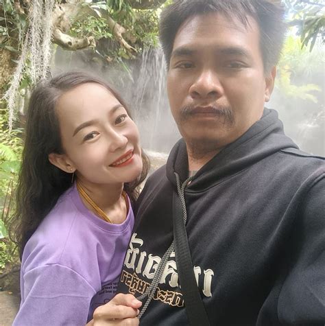 บ่ได้ทุกข์ บ่ได้ยาก แต่ว่ามันบ่รวย เหลือเชื่อ เหลือเชื่อ Facebook