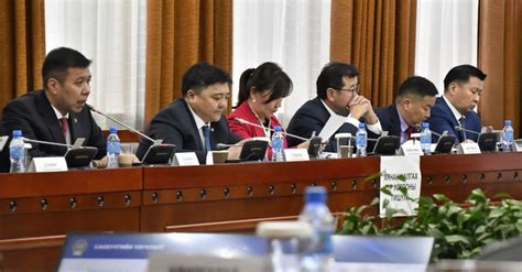 Протокол Үндсэн хууль зөрчиж газрын зөвшөөрөл олгожээ · Dorgio Mn