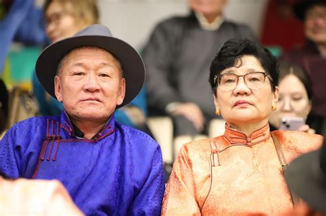 Арвайхээр Арвайхээр сумын Засаг даргын Тамгын газар