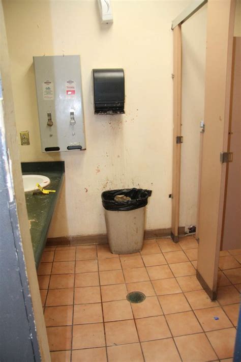 Graphic Crime Scene Photos Show Aftermath Of Gun Battle Outside Strip