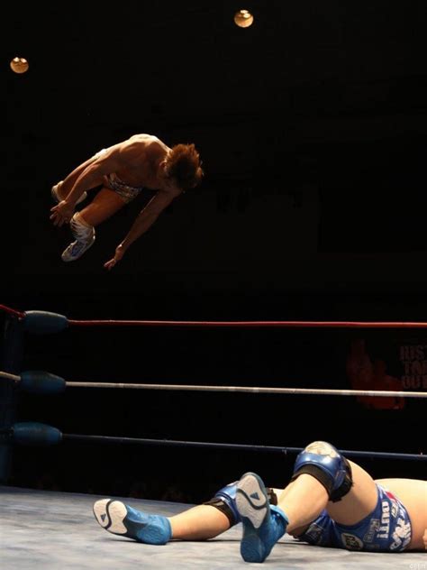 【週刊プロレスmobile】週モバ写真館『週モバ写真館2023 企画別アクセス数ランキングbest10』～第9位＝鳥人たちの華麗なる空中殺法 より～