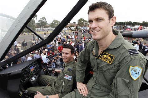 Raafs First F 35a Pilot Takes Flight Alert 5