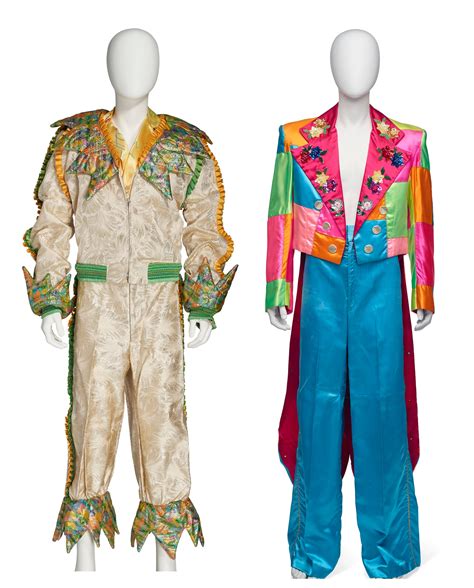 Elton Johns Stylist On His Iconic Wardrobe Stage Style