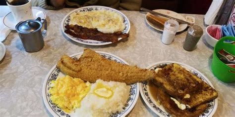 Mama Kims Diner In Rochester Restaurant Menu And Reviews