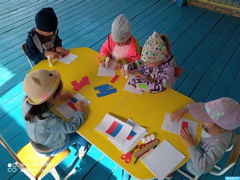 День Флага в нашем детском саду 4 фото Воспитателям детских садов школьным учителям и