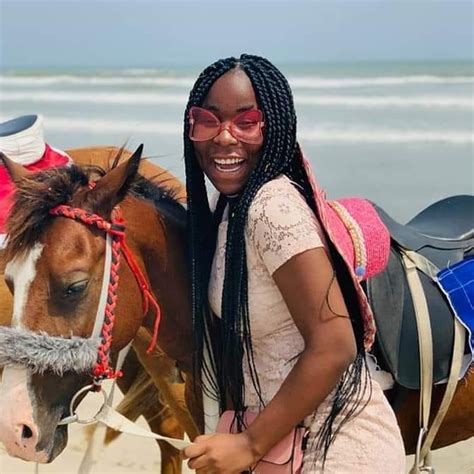 Photos And Videos Last Moments Of Pretty Legon Girl Who Died