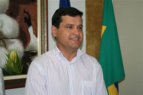 TCM aplica multa de R mil no prefeito de Guanambi Notícias da Lapa