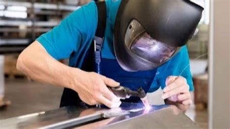 Industri Galangan Kapal Di Batam Kembali Bangkit Tenaga Welder Mulai