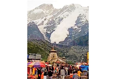 Avalanche Hits Gandhi Sarovar Near Kedarnath No Casualty Reported