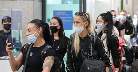 대회 참가 위해 한국 입국한 우크라이나 피트니스 선수들