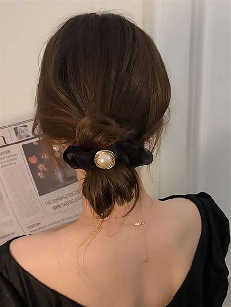 23 kiểu tóc búi dự tiệc trẻ trung và sang trọng cho chị em