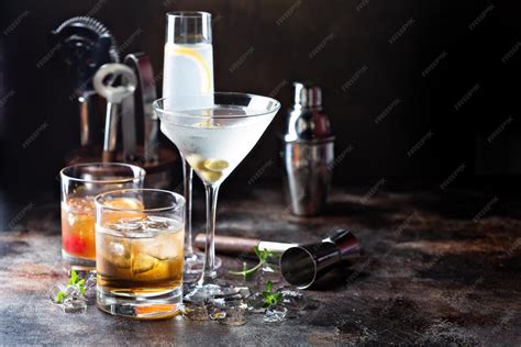 Premium Photo Variety Of Alcoholic Cocktails
