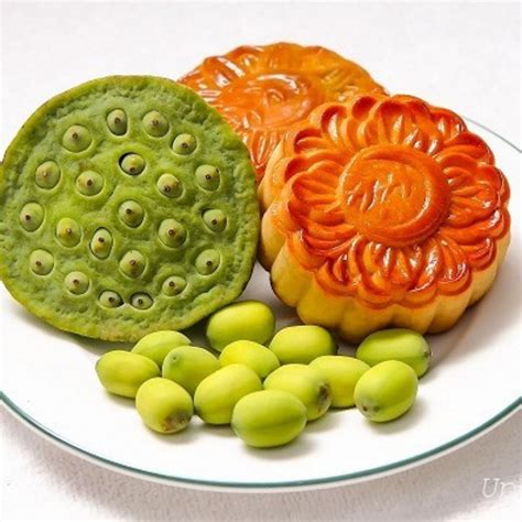 Cách Sên Nhân Hạt Sen Ngọt Bùi Cho Bánh Trung Thu