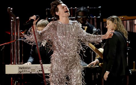 Harry Styles Shaves Head Because Hes Getting Bald Wig Theory Resurfaces