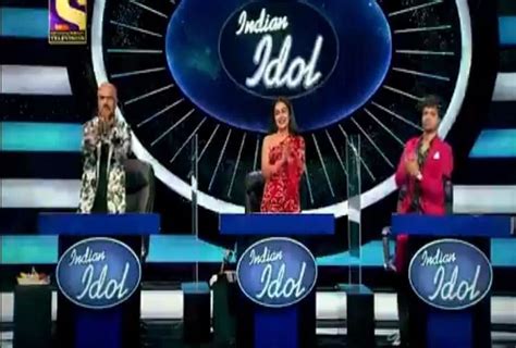 ईद मुबारकः इंडियन आइडल 12 के सेट पर दानिश मोहम्मद ने मैट बिछाकर की दुआ