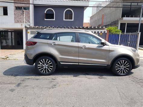 Análise Ford Territory sobra espaço e tecnologia mas falta desempenho Canaltech