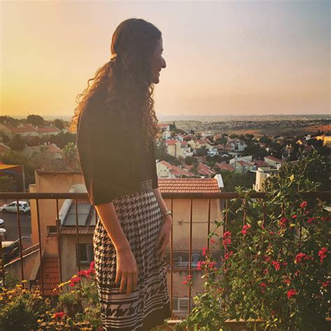 Devorah Miller Values The Intellectual Honesty And Respect For Others At Mmy The Jewish Link