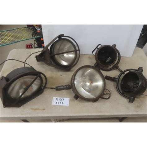 5 Assorted Spot Lights 6 8 Mcsherry Auction Service Ltd