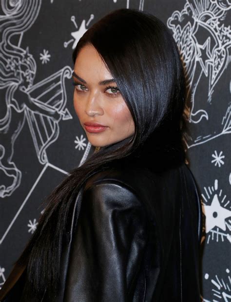 Shanina Shaik Sexy In Boots Hot Celebs Home