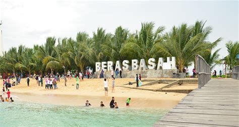 Pulau Beras Basah Kota Bontang ~ Cronus Travel