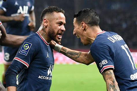 Foot Psg Psg Neymar Ne Se Moque Plus De Paris Foot 01