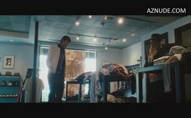 Sonia Rockwell Butt Bush Scene In Spread AZNude