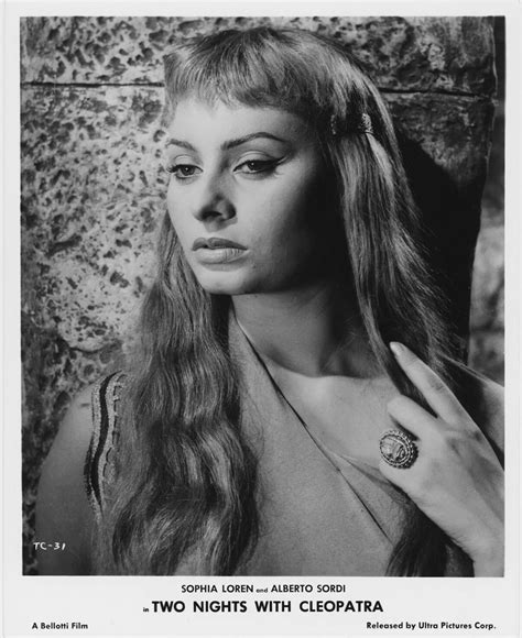 Valentino Vamp Sophia Loren In Two Nights With Cleopatra 1954