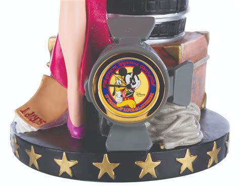 A Disneyana Convention Roger And Jessica Rabbit Clock