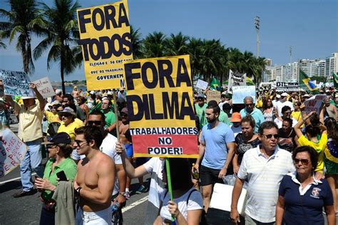 Protestos contra o governo reúnem manifestantes em várias cidades do