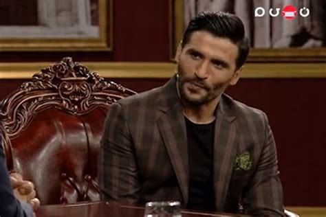 ویدئو ماجرای جالب زندگی دو هفته‌ای علی کریمی و جواد کاظمیان همشهری