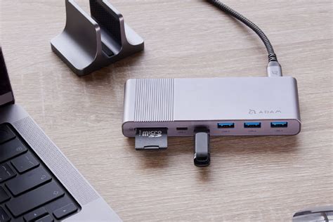 Hdmi Usb C Hub Casa Hub Pro S Comes With 12 Useful Ports Cult Of Mac