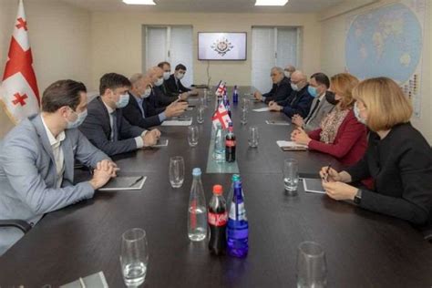 პარლამენტის განათლებისა და მეცნიერების კომიტეტის წევრები სახელმწიფო უსაფრთხოების სამსახურის