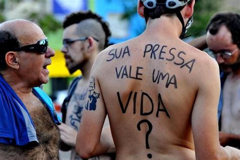 Galeria De Fotos World Naked Bike Ride Pedalada Pelada Pelo Brasil