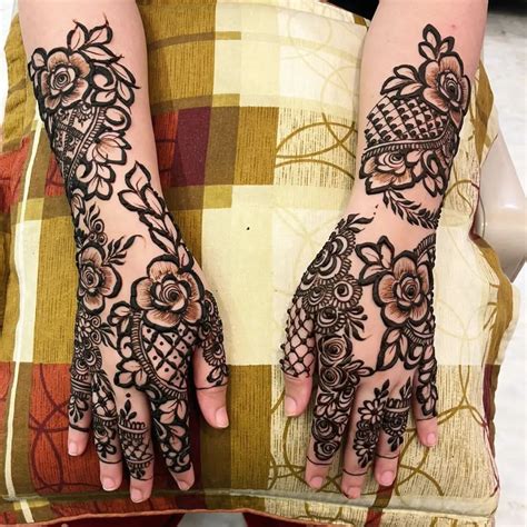 20 Flower Mehendi Designs That You Need To Try Popxo