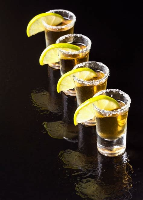 ¿por Qué Se Le Llama Caballito Al Vaso Para Tomar Tequila Aquí La