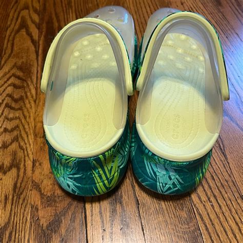 Crocs Womens Classic Bae Platform Clog Translucent Gem
