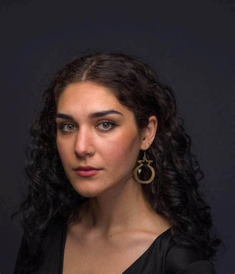 Melory Headshot Bag Baggage Productions