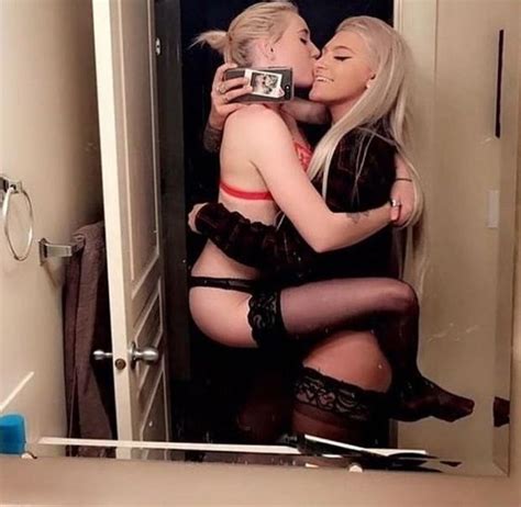 Lesbian Selfie Desireelove Lesbian Selfie Desireelove