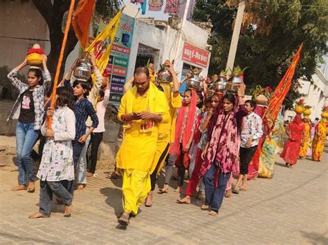 Srimad Bhagwat Katha At The Ancient Shri Radhe Krishna Temple प्राचीन