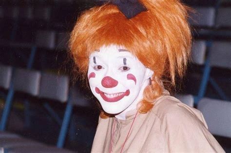 Pin Oleh N Derwent S Di VI Beautiful White Face Clowns