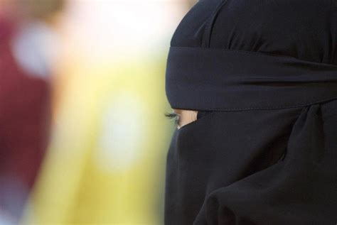 Hijab Dan Cadar Bukan Berarti Apatis Dan Tak Nasionalis