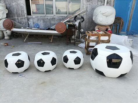玻璃钢休闲座椅雕塑足球造型休闲椅模型玻璃钢雕塑定制满天下 站酷zcool