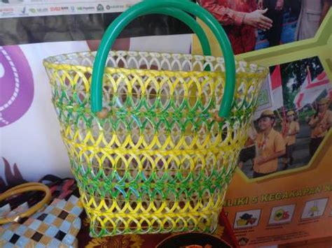 Contoh Kerajinan Tangan Dari Barang Bekas Yang Mudah Didapat Dibuat