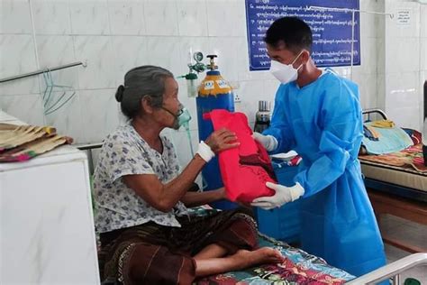 သီပေါမြို့နယ် ပြည်သူဆေးရုံတွင် ဆေးကုသမှု ခံယူလျက်ရှိသော ကိုဗစ် ၁၉ရောဂါ အတည်ပြု လူနာ အမျိုးသမီးမ