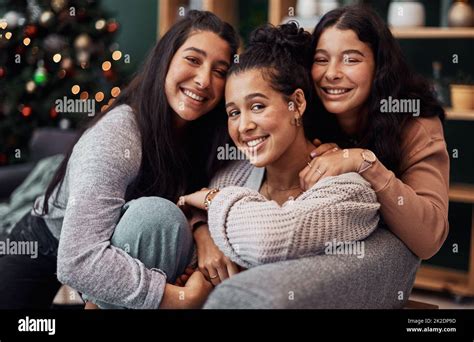 Niñas Sin Ropa Ni Calzon Fotografías E Imágenes De Alta Resolución Alamy