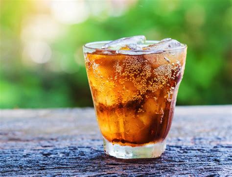 自家製でおいしく再現！「クラフトコーラ」の作り方 Macaroni