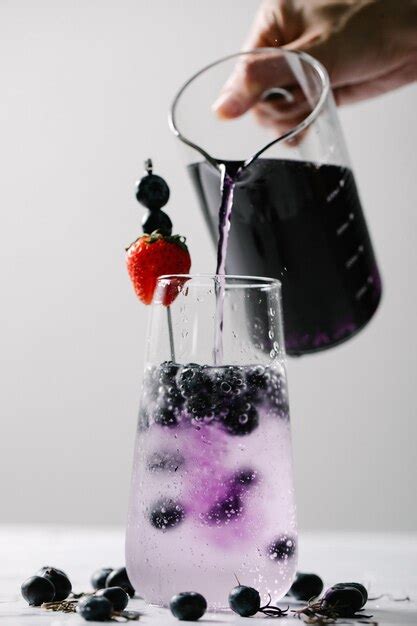Premium Photo | Sunny days capturing the beauty of a cocktail in every sip